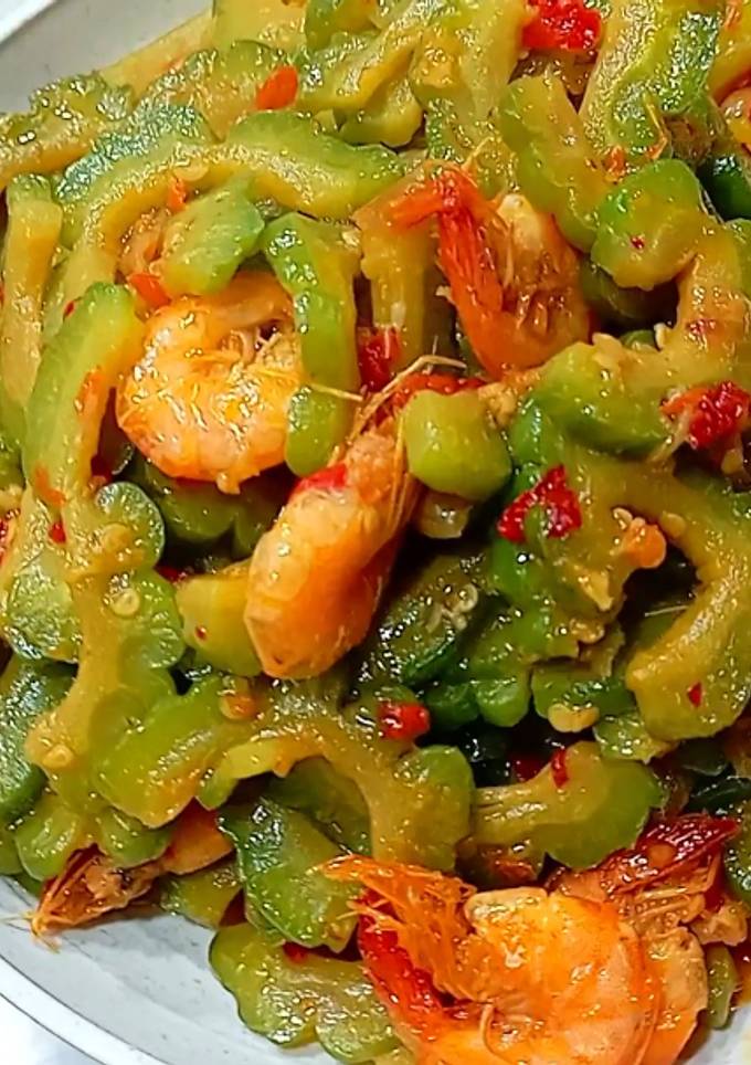 Resep Tumis Pare & Udang (tips pare tidak pahit) oleh Umi Muna - Cookpad