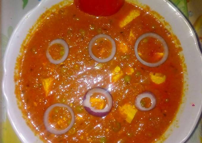 Mattar paneer Recipe by Kajal Gaba - Cookpad