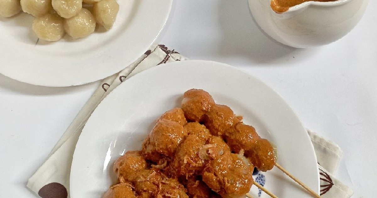 Resep Cilok Nasi Saos Kacang oleh Hellen Handru - Cookpad