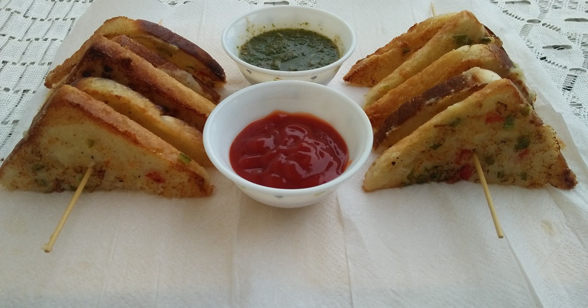 Rava Toast With Coriander Chutney &Tomato Sauce Recipe by Meetu Arora ...