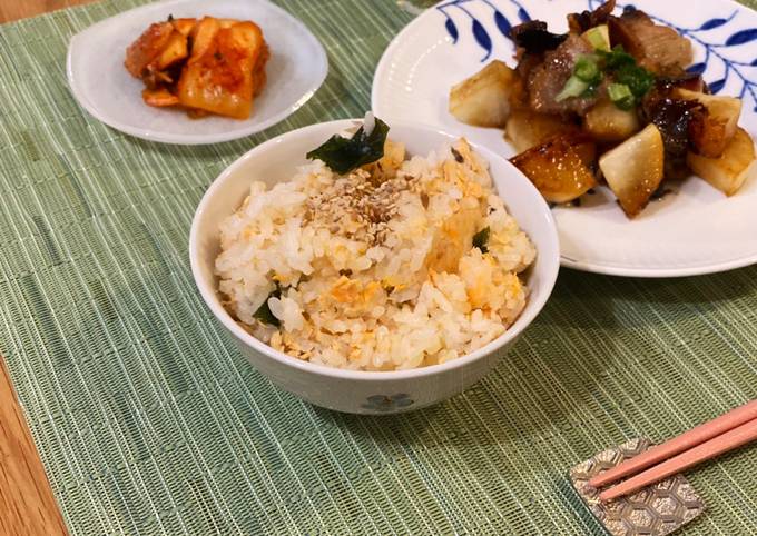 Resipi Salmon Seaweed Rice oleh Kanaaneko - Cookpad