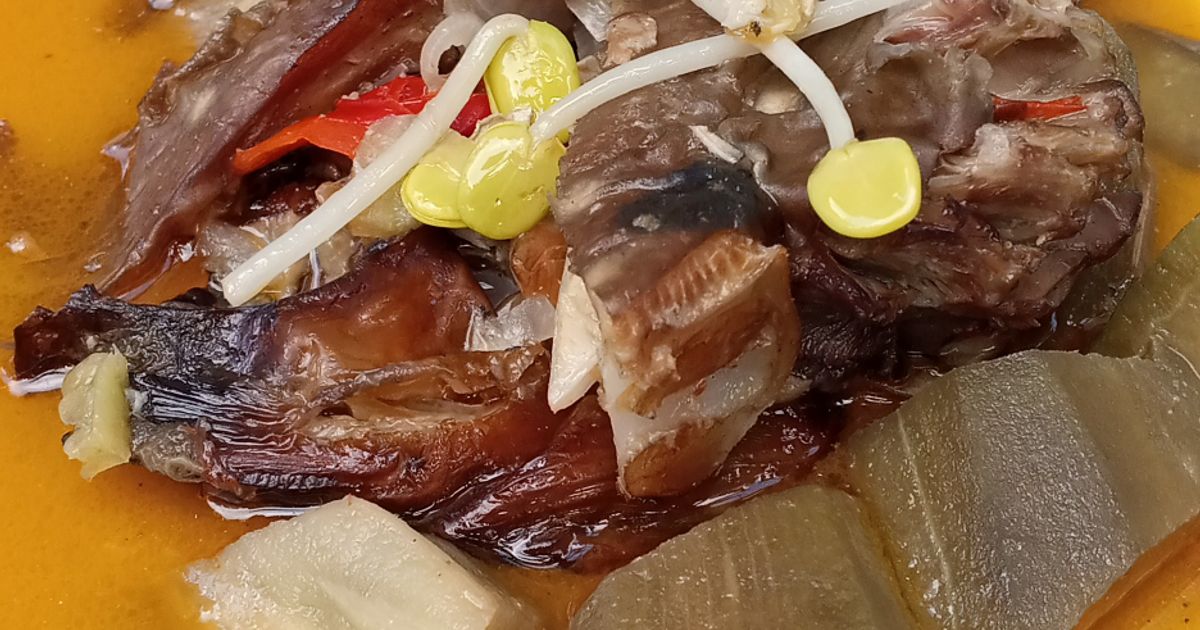 Resep Lodeh Terung +Ikan Asap Pari/Pe oleh Bunda Luqman's Kitchen - Cookpad