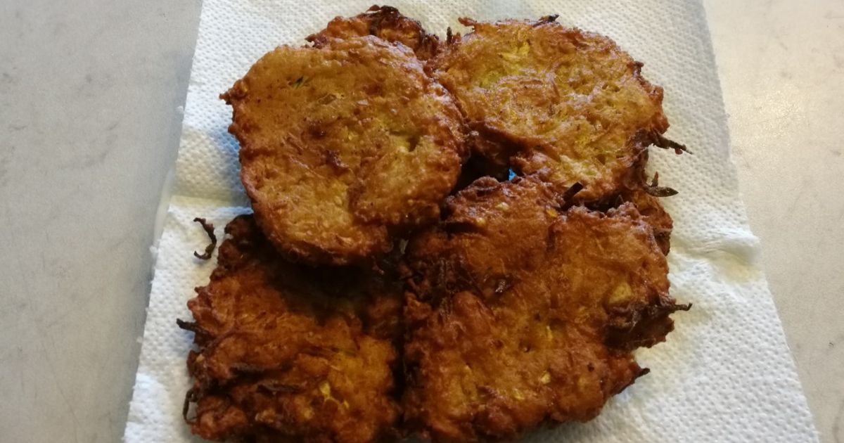 Fokhagymás Majoránnás Cukkinis Lepény | Becze Zsolt receptje - Cookpad ...
