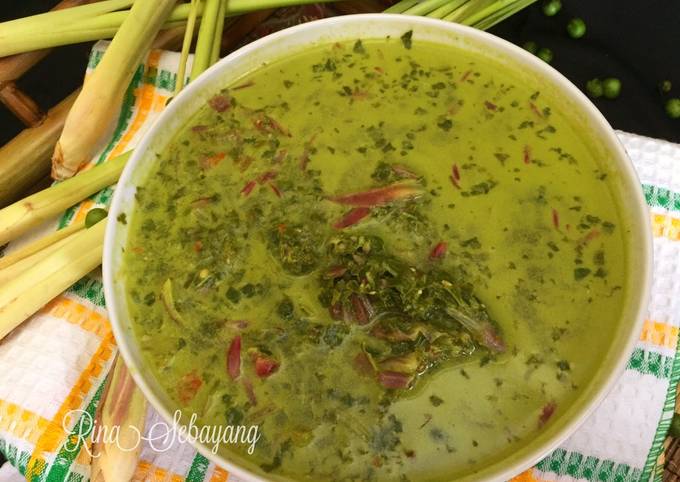 Resep Daun Ubi Tumbuk oleh Rina Astuti Sebayang - Cookpad