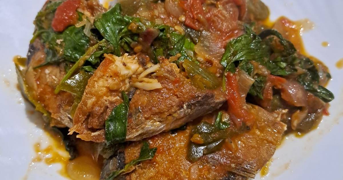 Resep Ikan Cabe Hijau Kemangi oleh Indah Riduwan - Cookpad