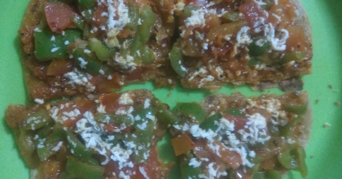 रोटी पिज़्ज़ा (roti pizza recipe in hindi) रेसिपी बनाने की विधि in ...