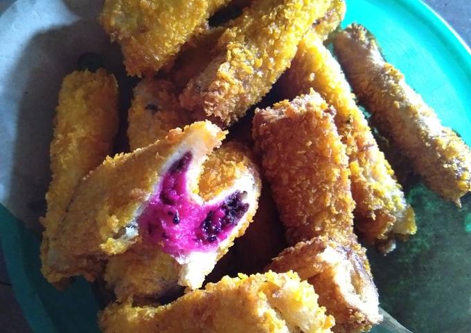 Resep Roti tawar goreng with dragons fruits and chocolate oleh ...