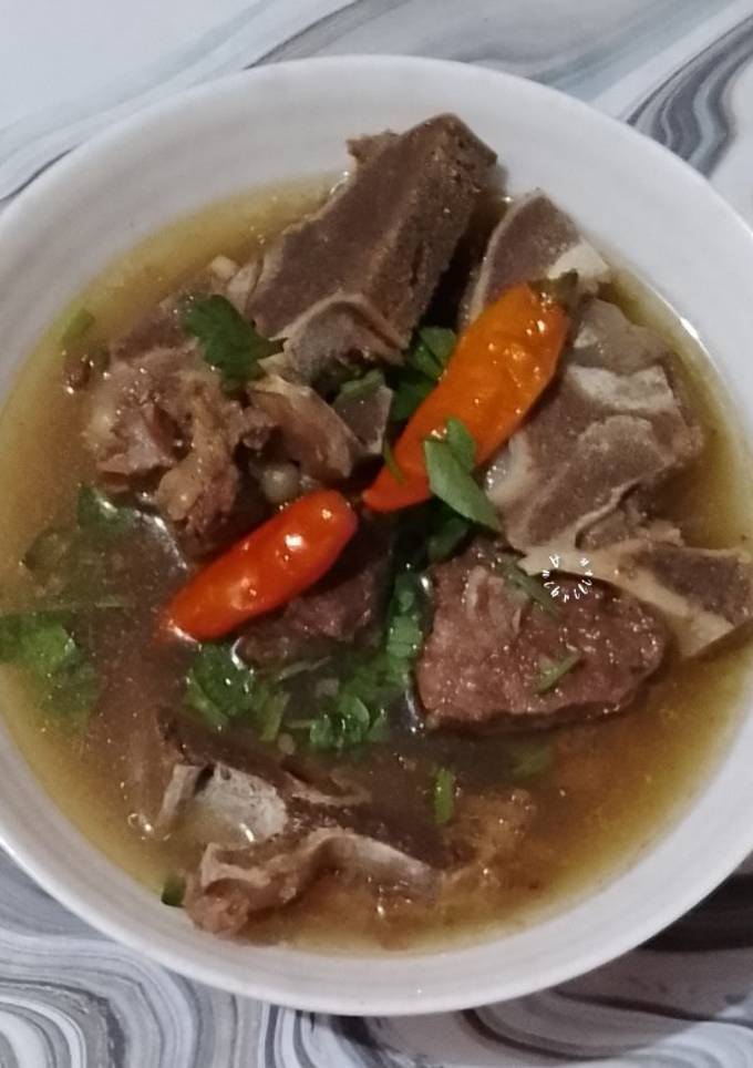 Resep SOP iga sapi simpel banget oleh Ani Brilian - Cookpad
