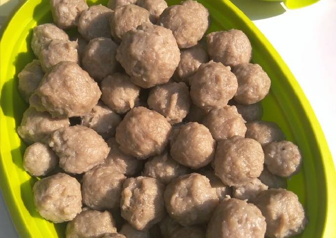 Resep Baso Sapi Giling oleh Atun Mey - Cookpad