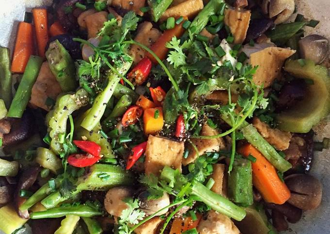 Cách Làm Món Rau củ xào chay của Trang Thùy Dương - Cookpad