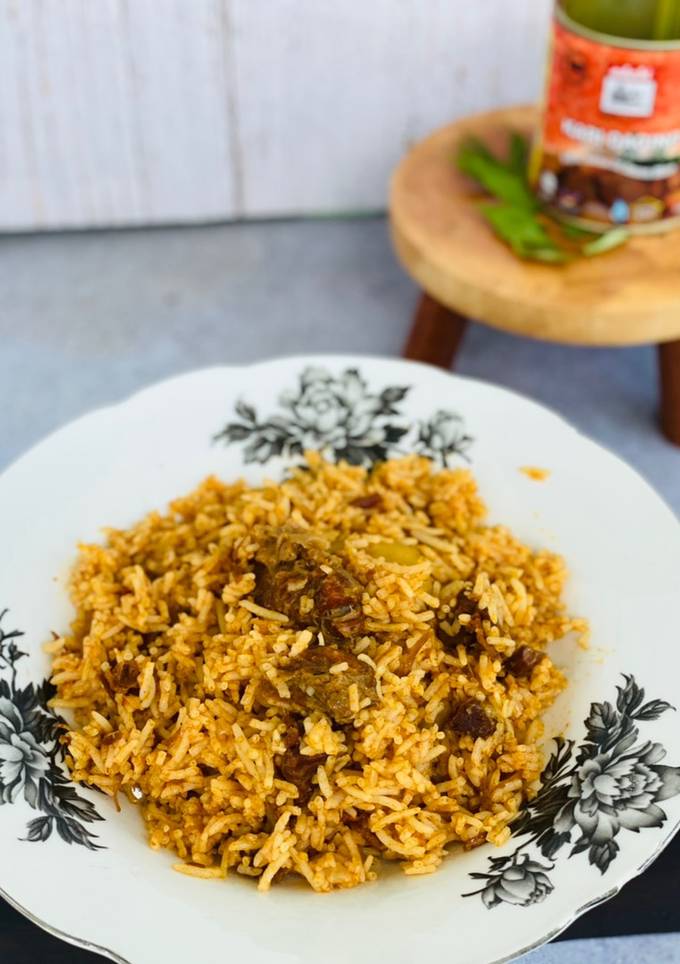 Resipi Nasi Kari Daging Dalam Tin oleh Erma Yusnida - Cookpad