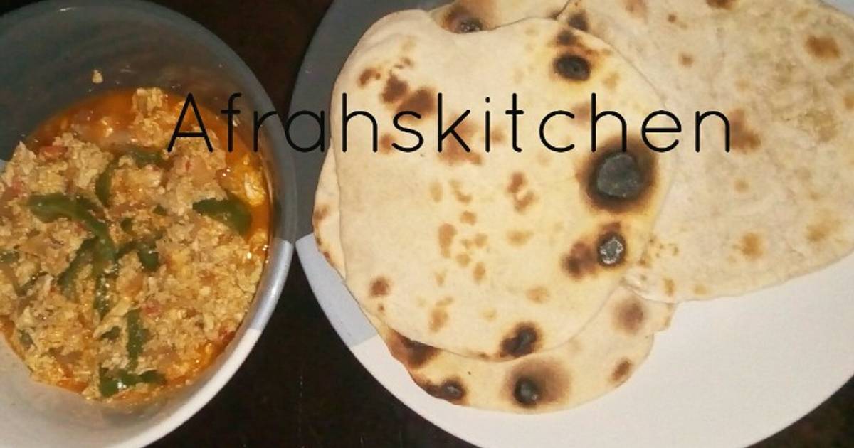 Miyar kwai da pita bread Recipe by Afrah's kitchen - Cookpad