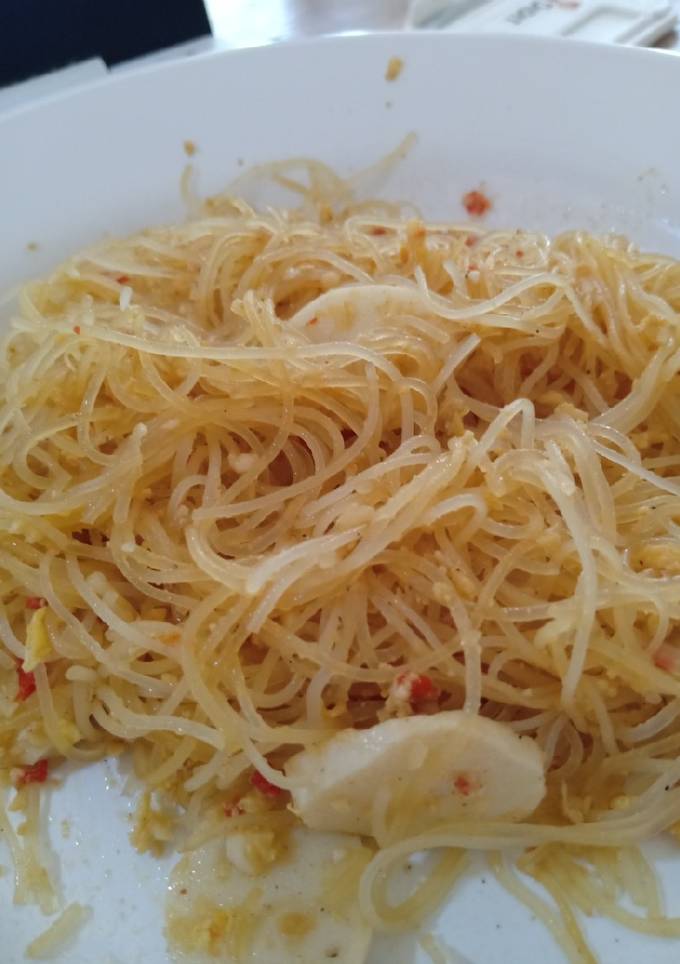 Resep Bihun Goreng Enak Super Gampang oleh Nindi Purwaka - Cookpad