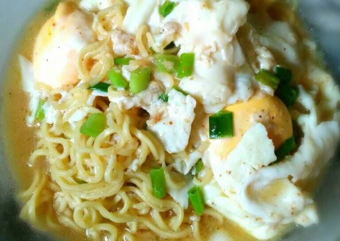 Resep Mie Rebus 2 Telur Simple oleh Kartika D. Astuti - Cookpad