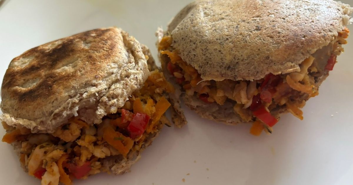 Arepas De Yuca Con Harina De Linaza! Rellenas De Guiso De Pescado 😍♥️♥️ ...