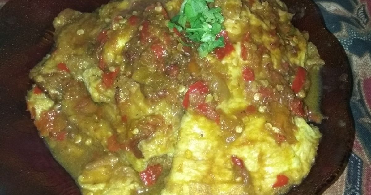 Resep Telor Dadar Bumbu Kuning Pedas oleh Zhildangilang - Cookpad