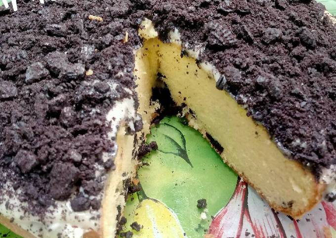 Resep Vanilla Oreo Sponge Cake oleh Tannia Sekarlati - Cookpad