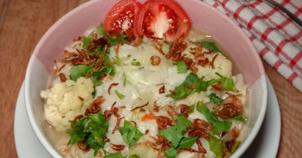 Resep Seblak Mie Kulit Pangsit oleh Mami Kenzie - Cookpad