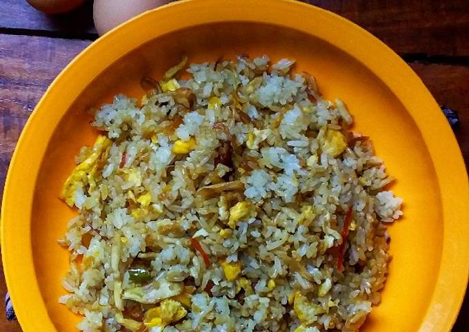Resep Nasi goreng Simple oleh Tine Wahyudi - Cookpad
