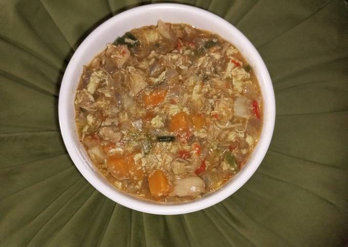 Chicken sauce girki daga Iklimatu Umar Adamu - Cookpad