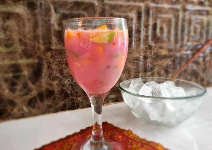 Resep 117. Es Buah Pink Lava oleh Bunda_Zi - Cookpad