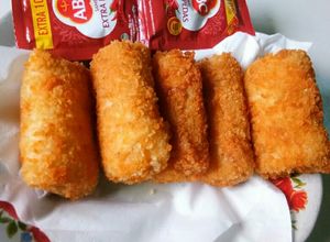 Resep risol isi ayam daging keju rumahan enak dan mudah - Cookpad