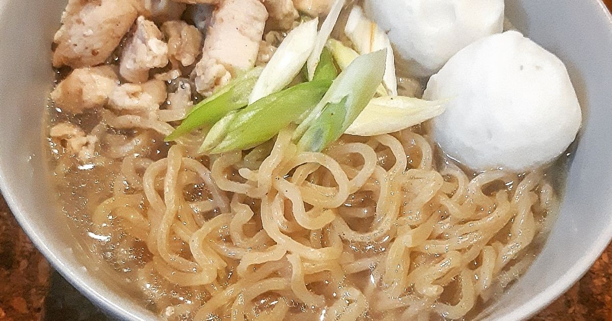 Resep Chicken Noodle Collagen Soup oleh Ghariza Setyawan Priyanto - Cookpad