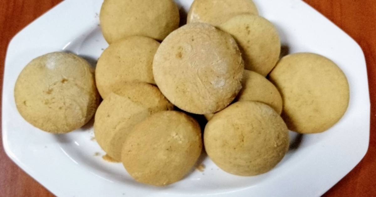 Cornmeal biscuits 🍪 Recipe by Gurpal kaur Ubhi - Cookpad
