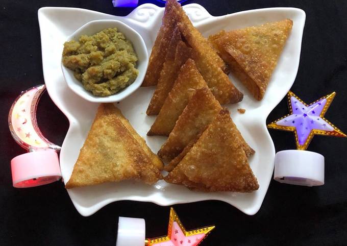 Minced Mutton Samosa Recipe by Ammara Azam - Cookpad
