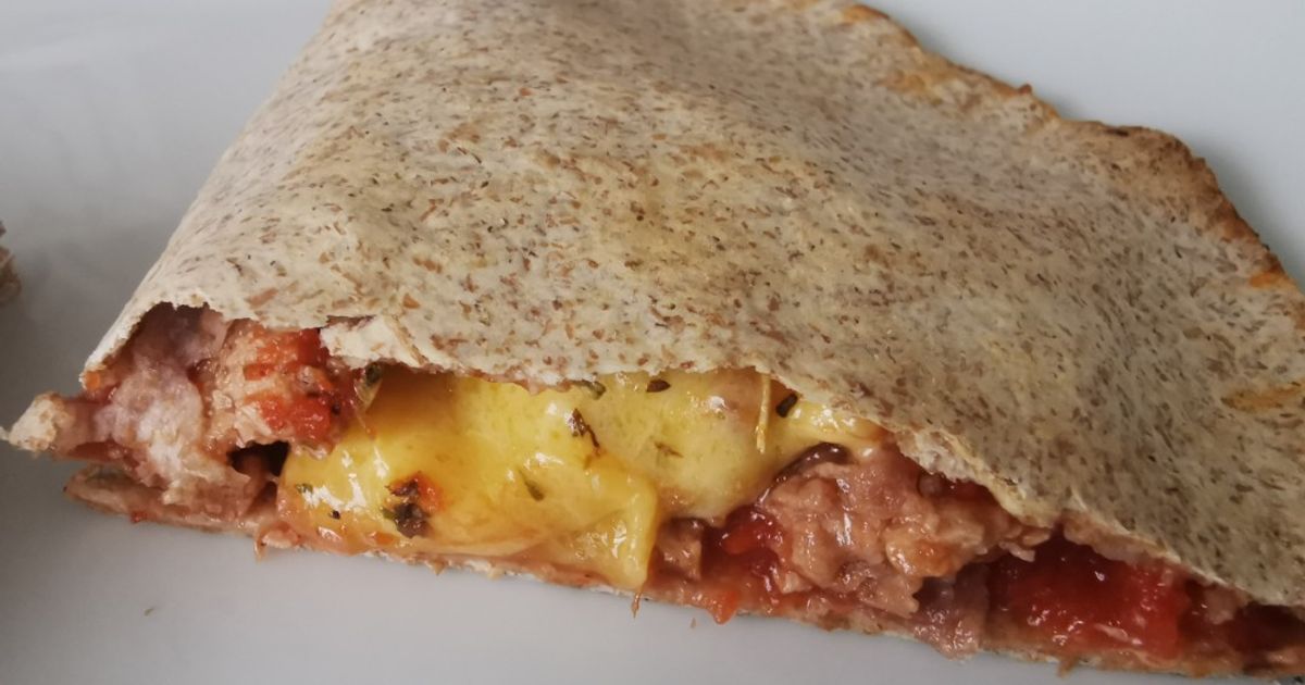 Tortilla Pizza Calzone à L'air Fryer de Lo Reine - Cookpad