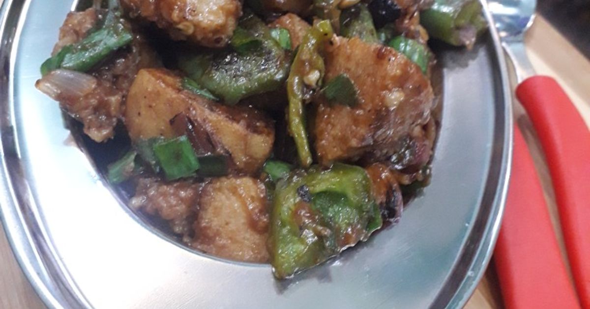 Leftover Spicy Chilli Idly Recipe by Arachana ( Tanya) - Cookpad