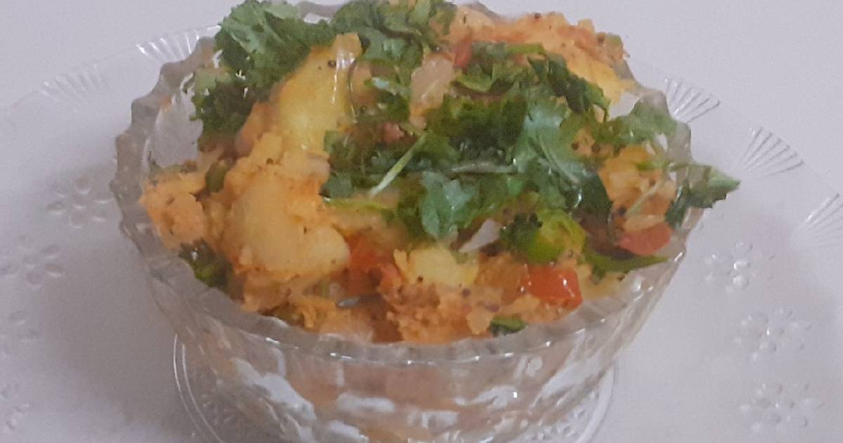 Goan Style Potato Sukhi Bhaji Recipe by Tina Vaid - Cookpad