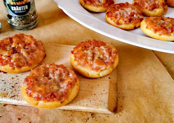 Mini pizza | Krisztike Mohácsi receptje - Cookpad receptek