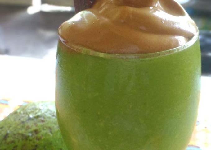 Resep Dalgona avocado coffee oleh Sari Agustine - Cookpad