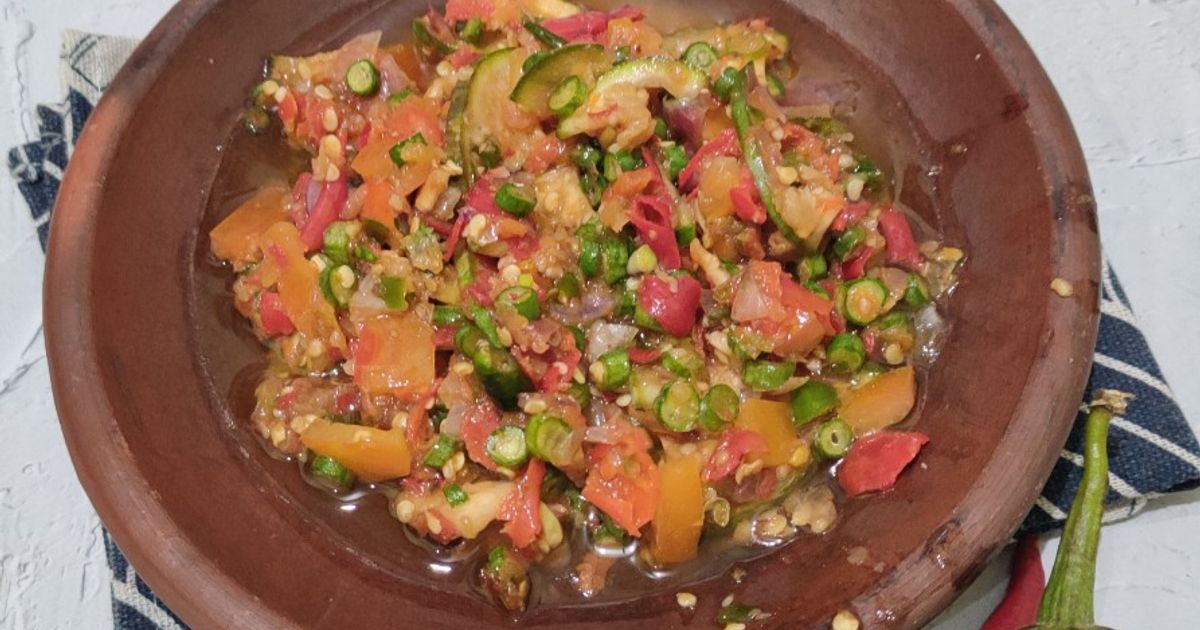 Resep 463. Sambel Beberuk Terong oleh Santhywi Priyanto - Cookpad