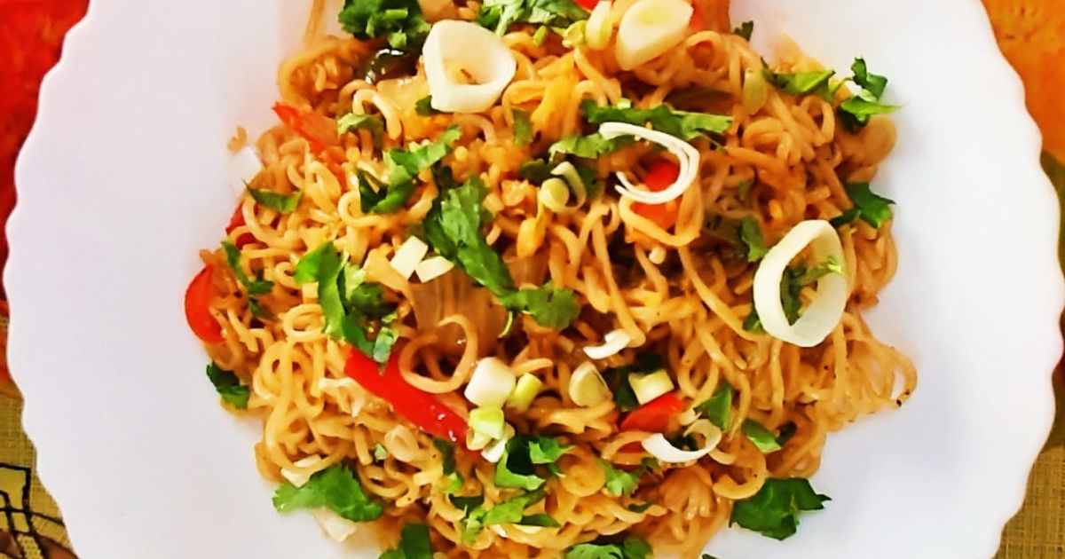 Street Style Veg Chowmein Recipe At Home Recipe by Nidhi's Kitchen ...