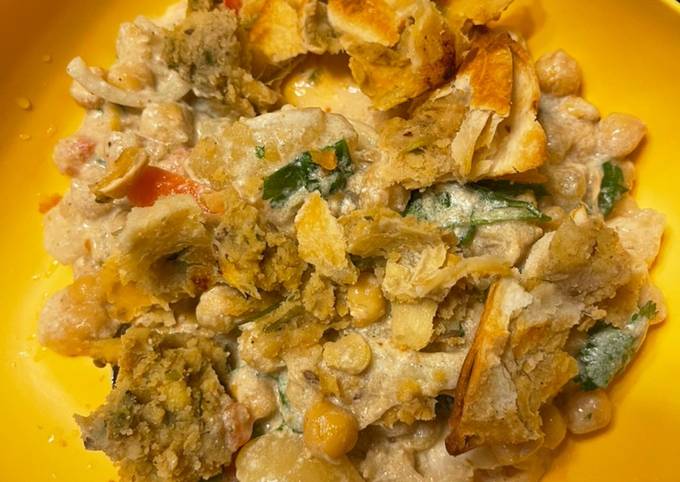 Channa chat with samosa Recipe by Shadab Nayyer - Cookpad