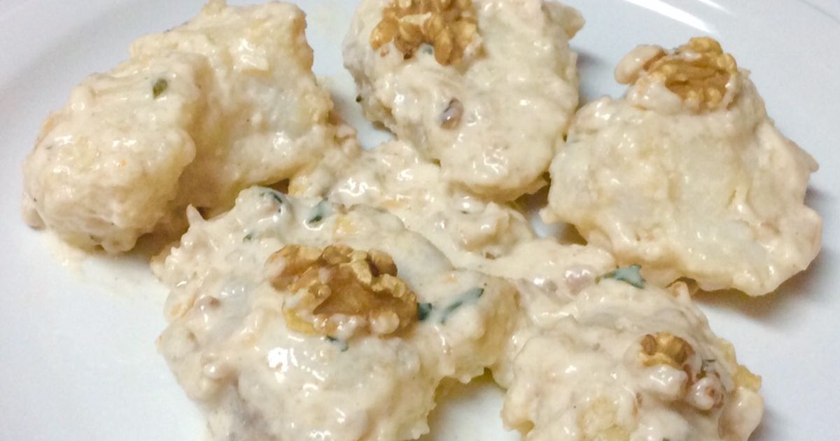 Rape En Salsa De Nata Y Nueces Receta de Mayte Fuentes Garcia- Cookpad