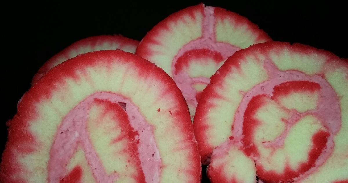 Resep Hurricane swiss roll cake oleh Musyrifah Prasetiyo - Cookpad