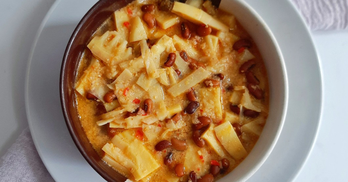 Resep 984. Sayur Rebung Kacang Tolo oleh Dapur Ibuk Kayana - Cookpad