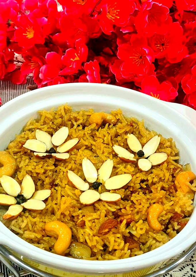 पारम्परिक गुड़ वाला मीठा भात (Meetha bhat recipe in hindi) रेसिपी बनाने ...