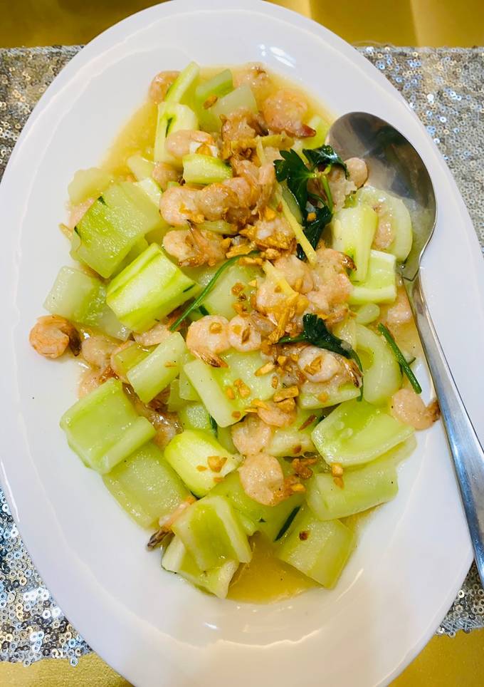 Resep Tumis timun lalapan dan udang kecil oleh DAPUR MOMMY LIVIAN CPI ...