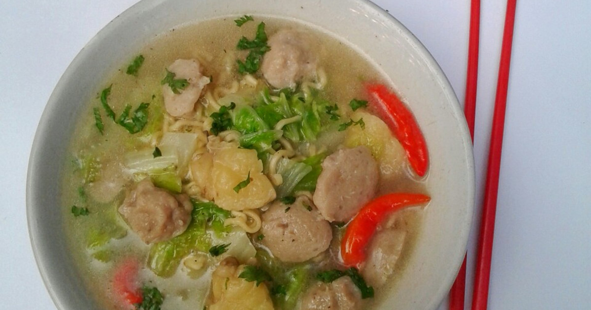 Resep Mie Bakso Sayuran Berkuah oleh Syafa Syifa - Cookpad