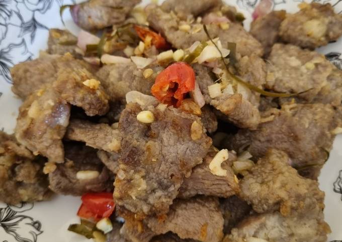Resep Daging sapi goreng sambal matah oleh Kartika Merliana - Cookpad