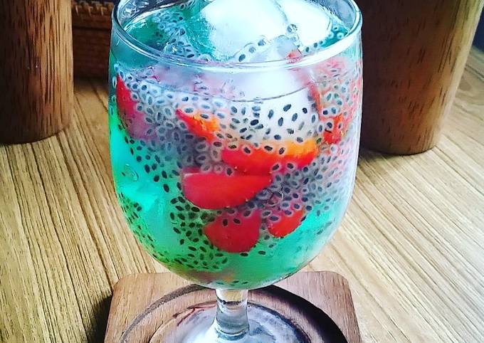 Resep Es Jelly Simple oleh Ninik Kitchen - Cookpad