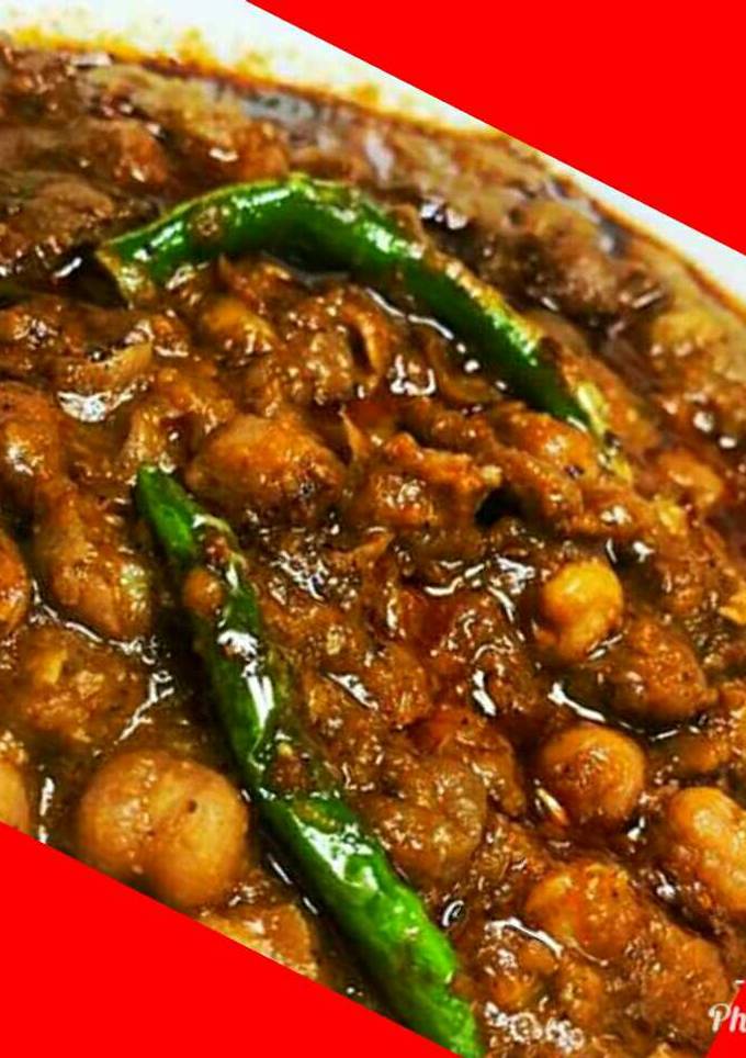 Authentic Punjabi Chole(Amritsari Chole) Recipe by Shikha Yashu Jethi ...