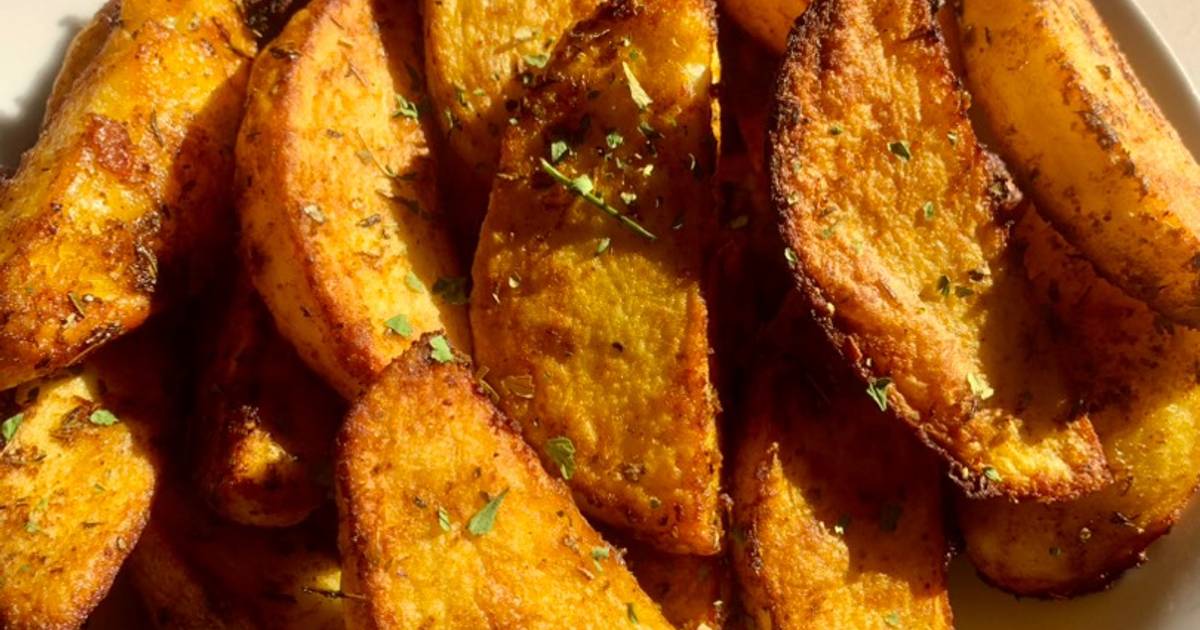 Crispy potato wedges Recipe by Mat Modiselle 🇿🇦 - Cookpad