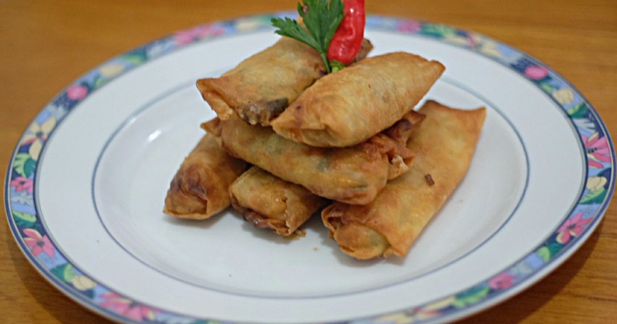 Resep Lumpia Isi Daging Ayam oleh Lina Ningrum - Cookpad
