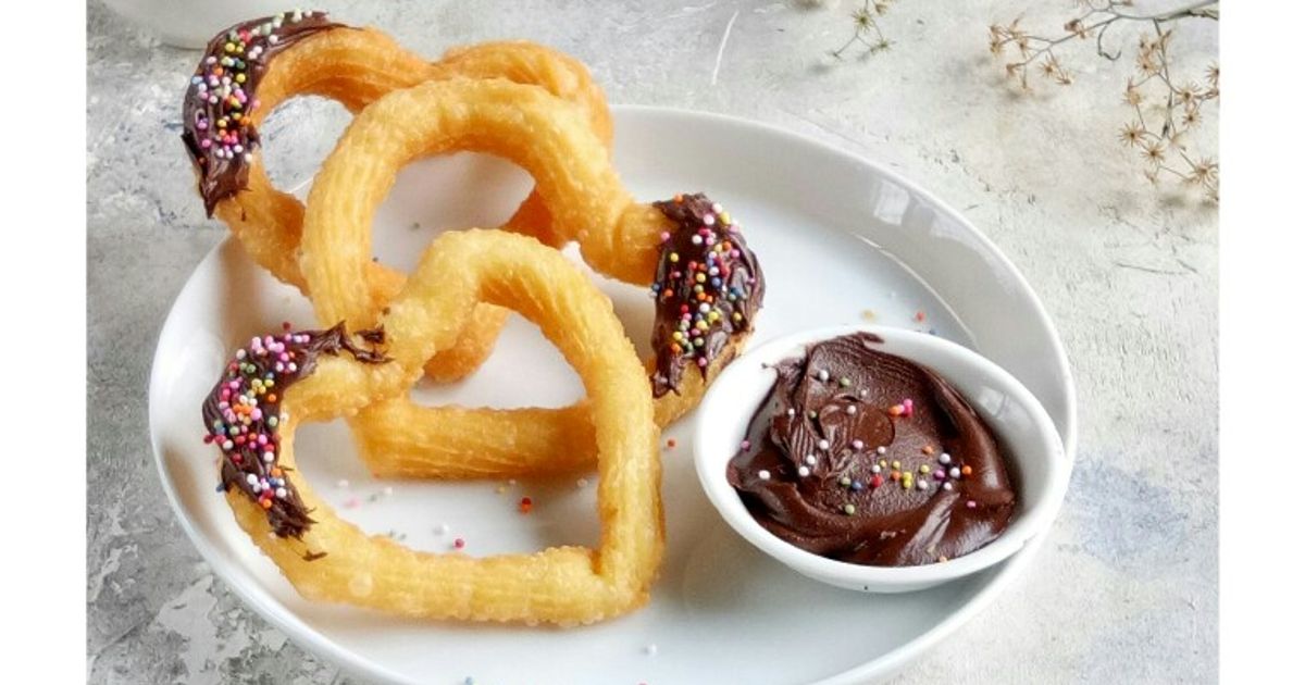 Resep Churros Heart Shape oleh Ecy - Cookpad