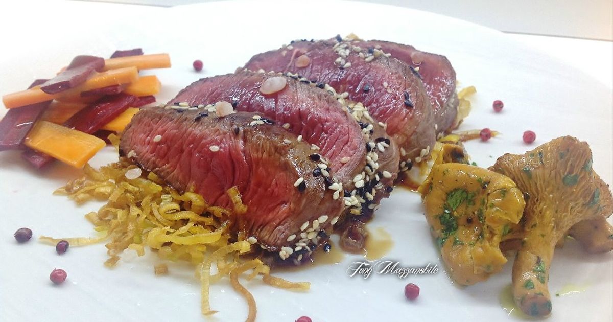 Ricetta Tataki Di Fassone Con Salsa Teriyaki E Porro Fritto di Tony ...